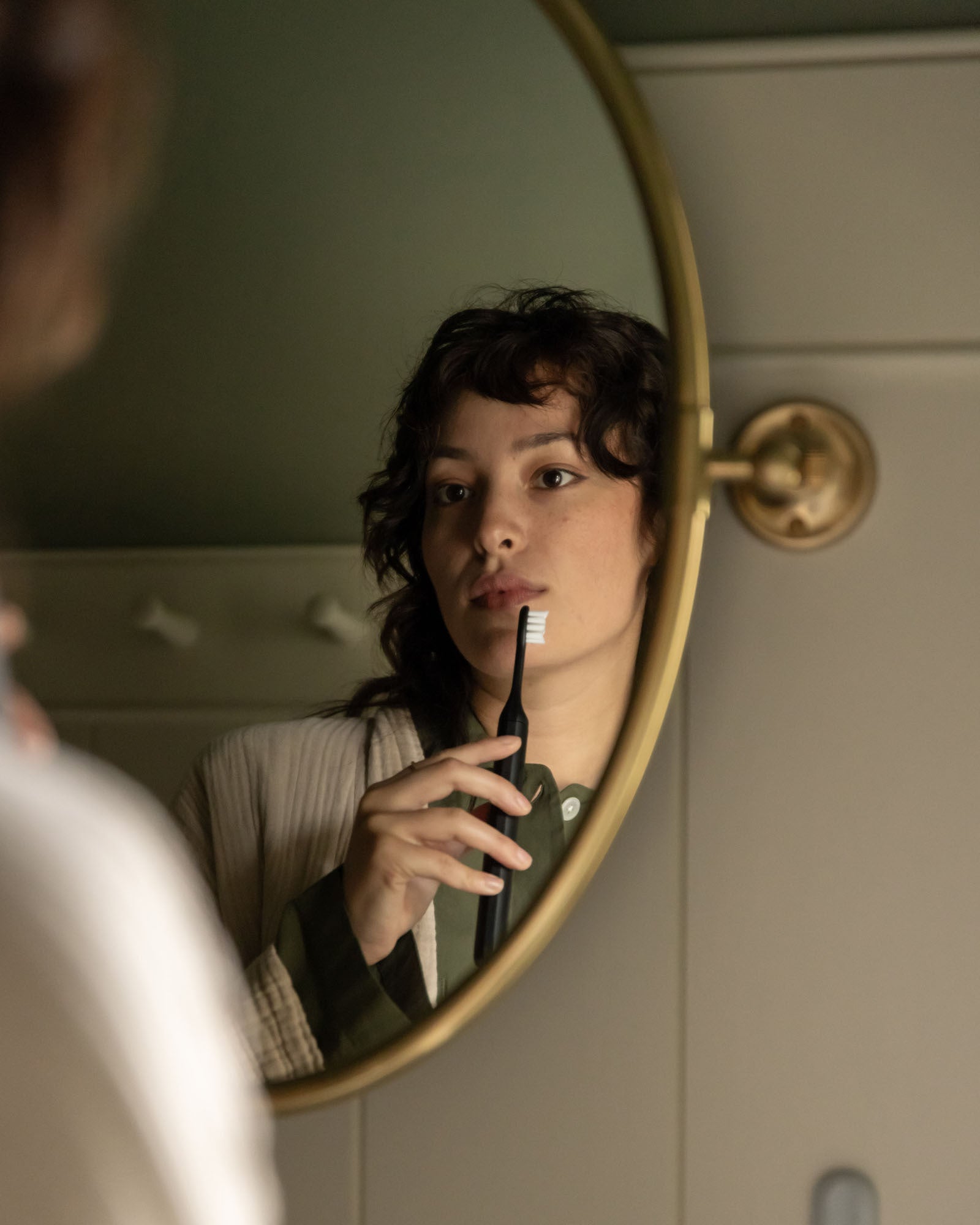 SURI | Sustainable Electric Toothbrush